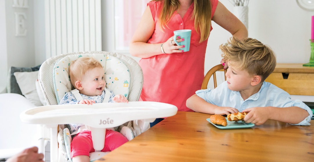 News / Blog - Diversificarea la bebelusi in primul an de viata - Bebebrands